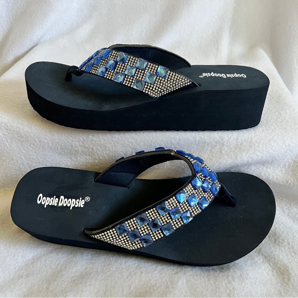 Oopsie Doopsie | Shoes | Nwob Oopsie Doopsie Eva Sequin Wedge Sandals | Poshmark
